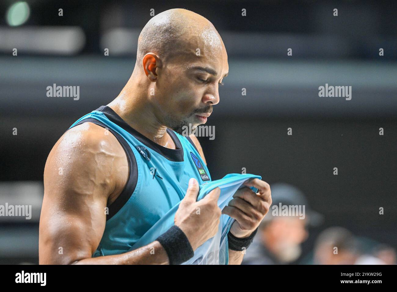 Andrew andrews basketball hi-res stock photography and images - Alamy