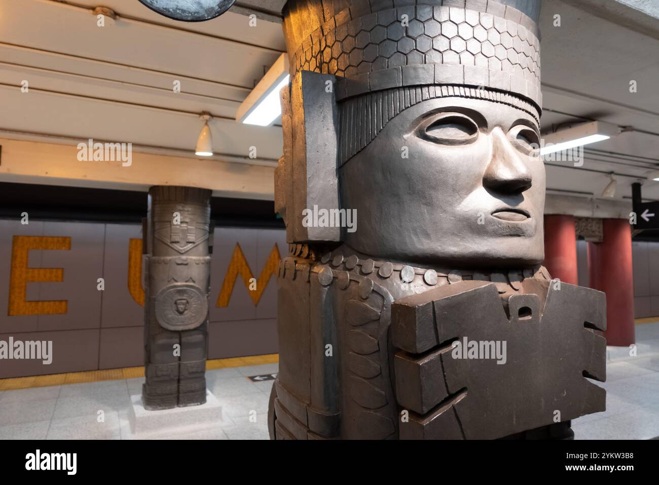 Toronto subway inside hi-res stock photography and images - Alamy