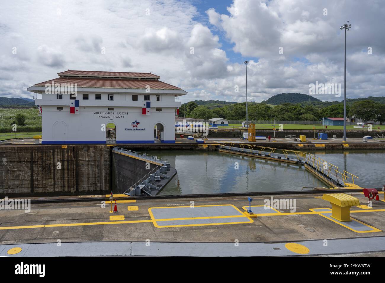 Panama Canal lock Central America Stock Photo - Alamy