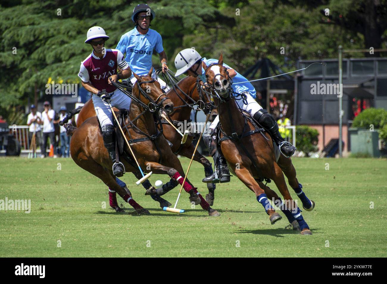 International event rider hi-res stock photography and images - Alamy
