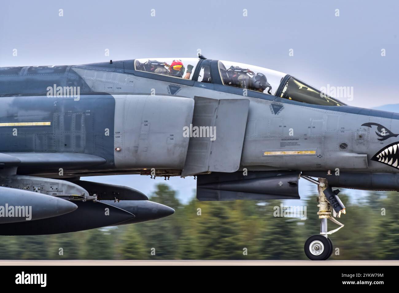 Turkish F4E Phantom 50th year in the Turkish Air Force inventory, F-4E ...