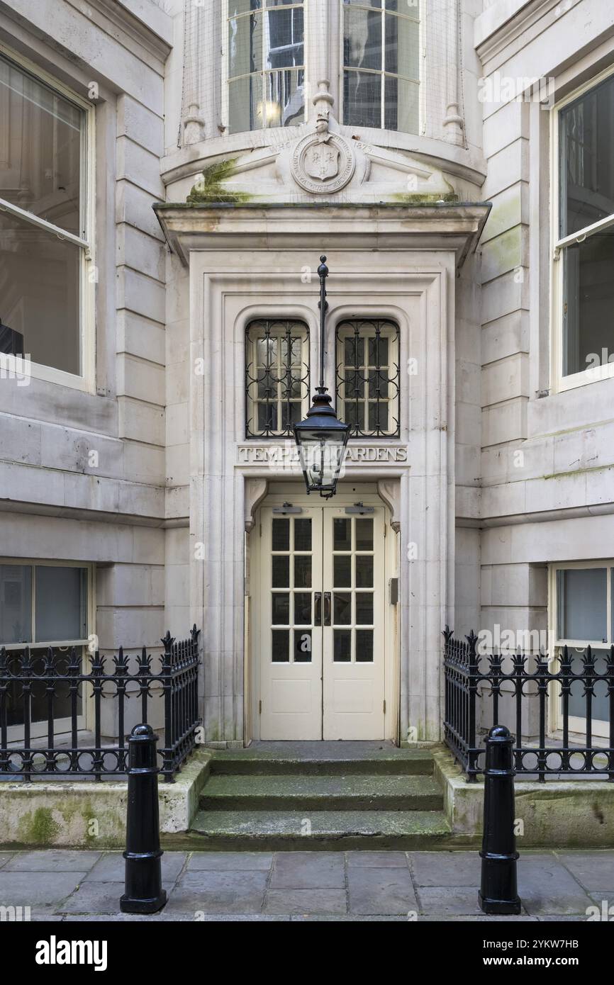 East entrance to Temple Gardens, Middle Temple Lane, Inns of Court ...