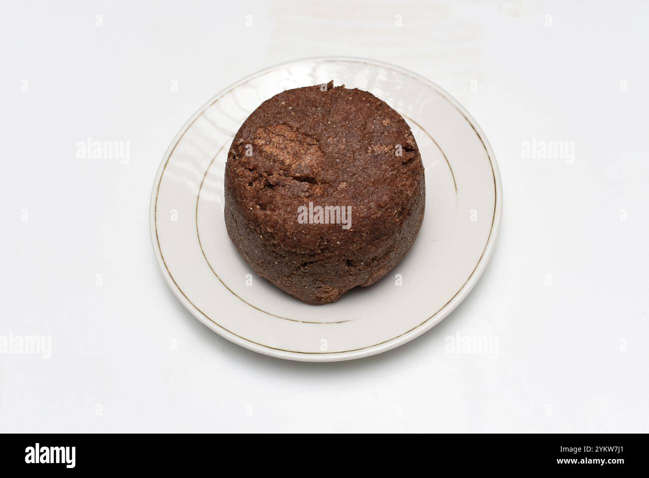 KENYAN BROWN UGALI. BROWN MILLET PORRIDGE Stock Photo - Alamy