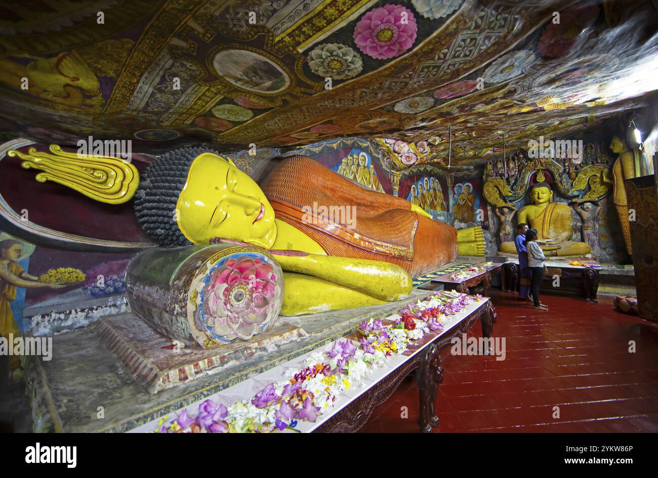 Reclining Buddha in Aluvihara Rock Cave Temple or Cave Monastery ...
