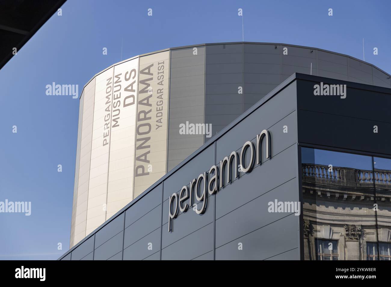 Museumsinsel pergamon hi-res stock photography and images - Alamy