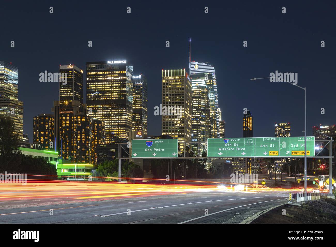 A picture of Downtown Los Angeles and the Harbor Freeway's traffic ...