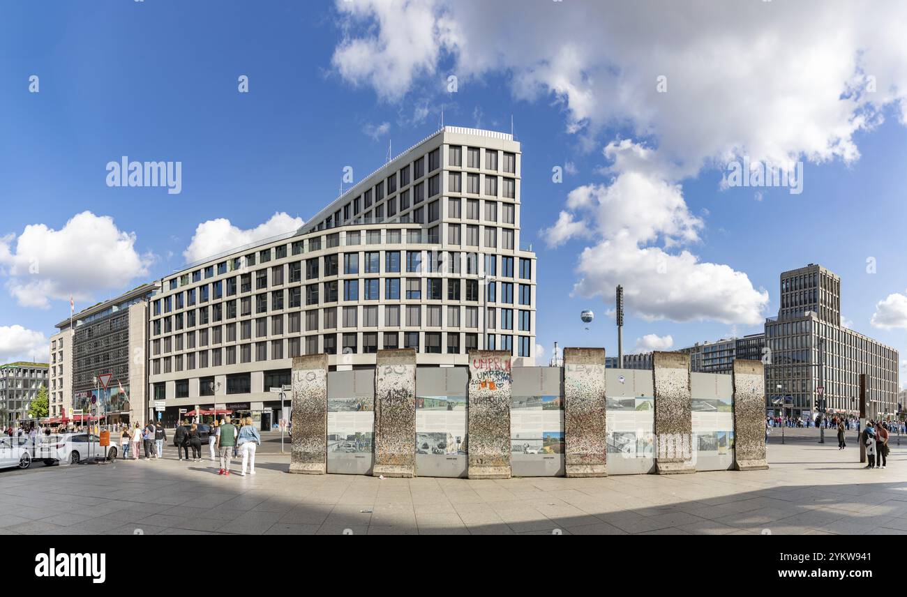 A picture of the Berlin Wall sections at the Potsdamer Platz Stock ...