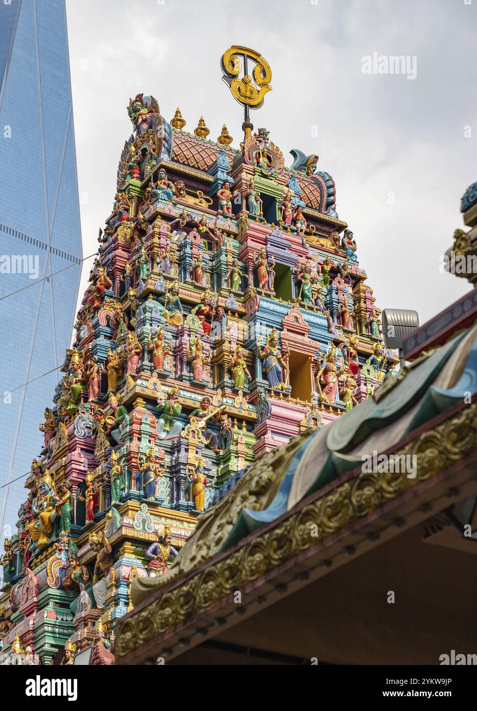 Colorful entrance gate sri hi-res stock photography and images - Alamy