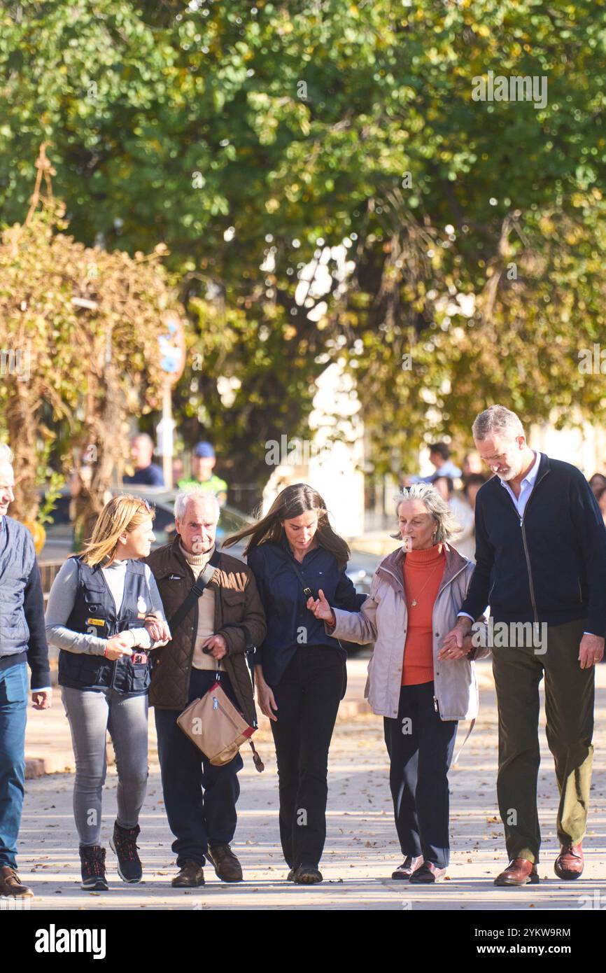 Utiel, Spain. 19th Nov, 2024. King Felipe VI of Spain, Queen Letizia of ...