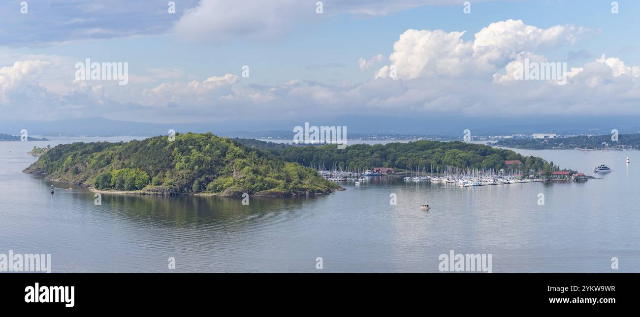 Yacht pictures hi-res stock photography and images - Alamy