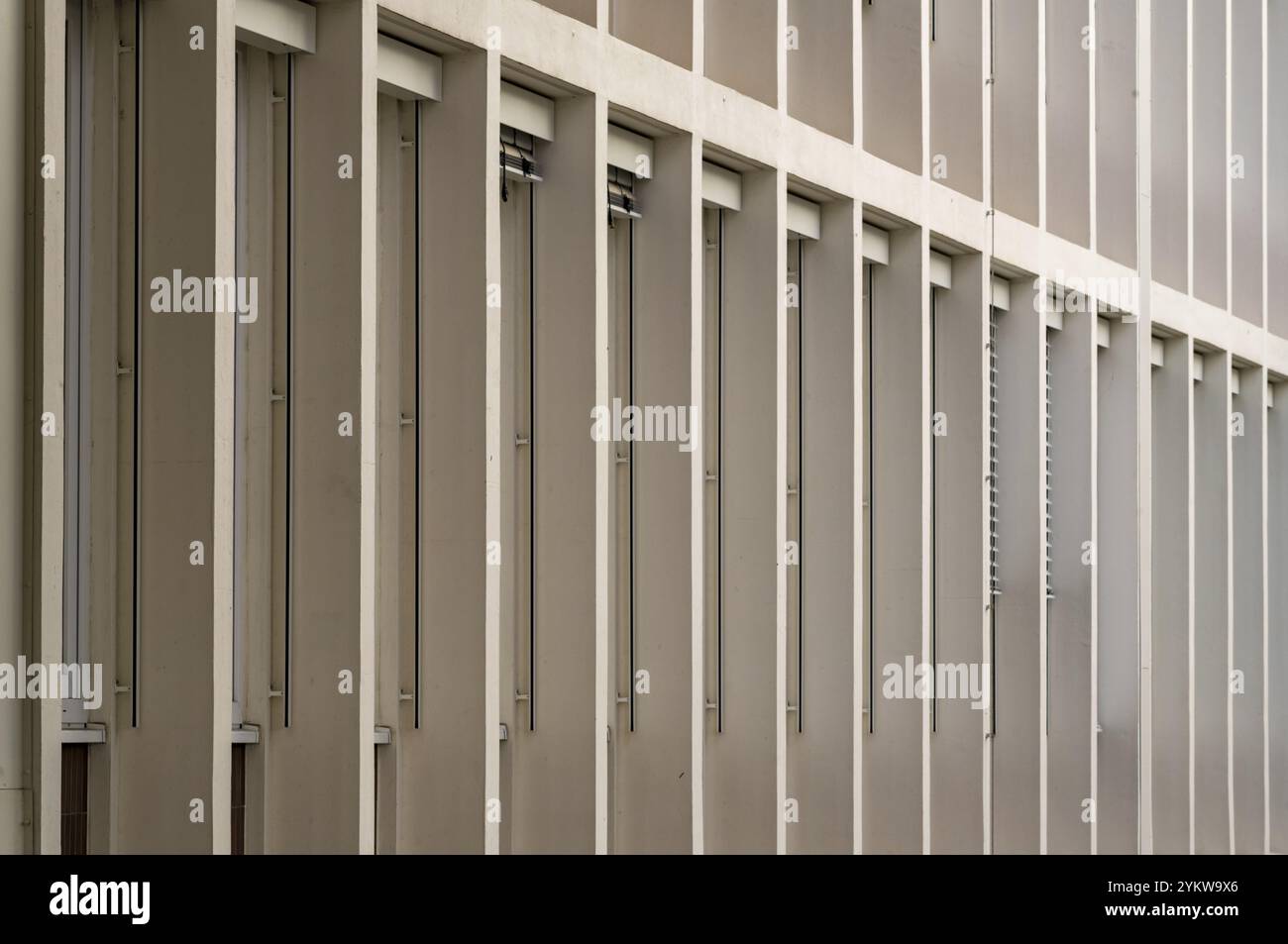 1960s office buildings hi-res stock photography and images - Alamy