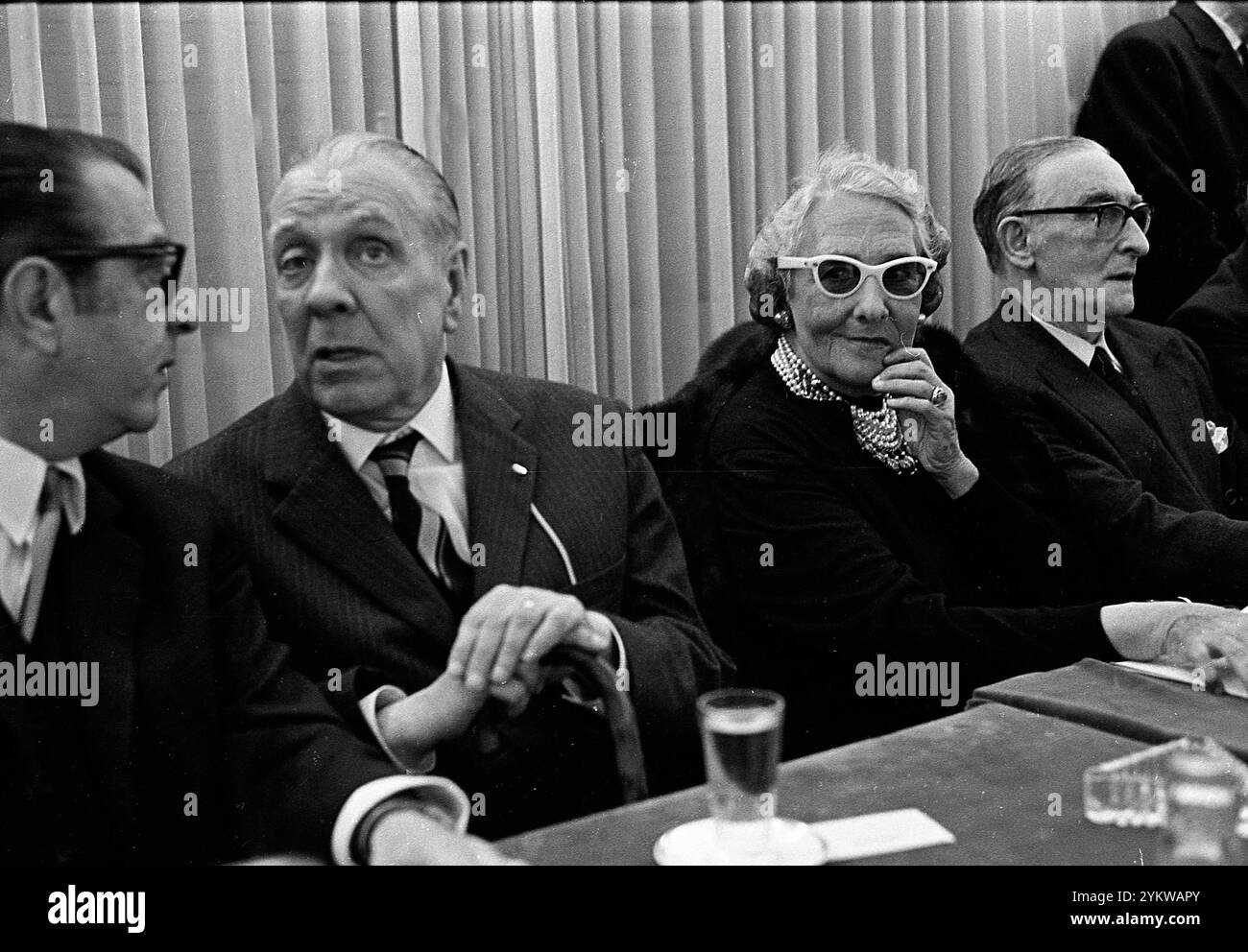 Grupo florida hi-res stock photography and images - Alamy