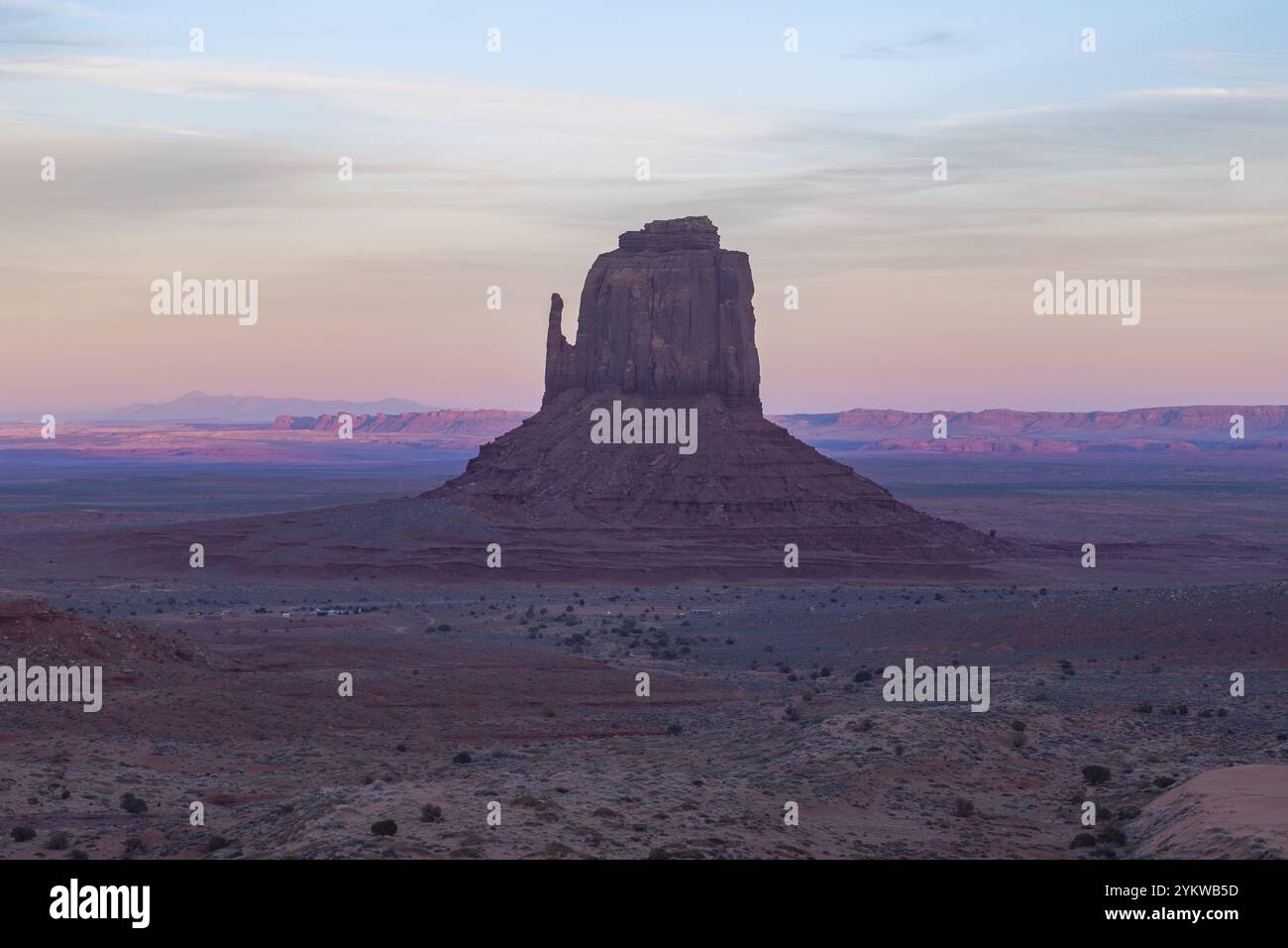 A picture of the East Mitten Butte rock formation of Monument Valley ...