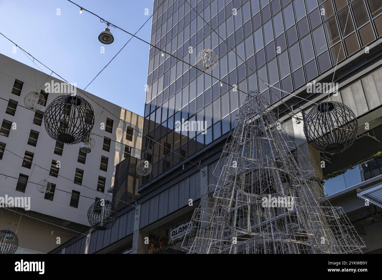 Pre metro station hi-res stock photography and images - Alamy
