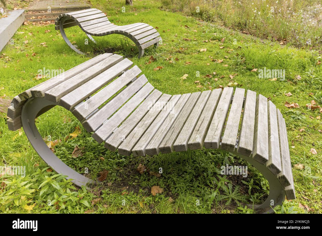 Two contemporary wooden benches hi-res stock photography and images - Alamy