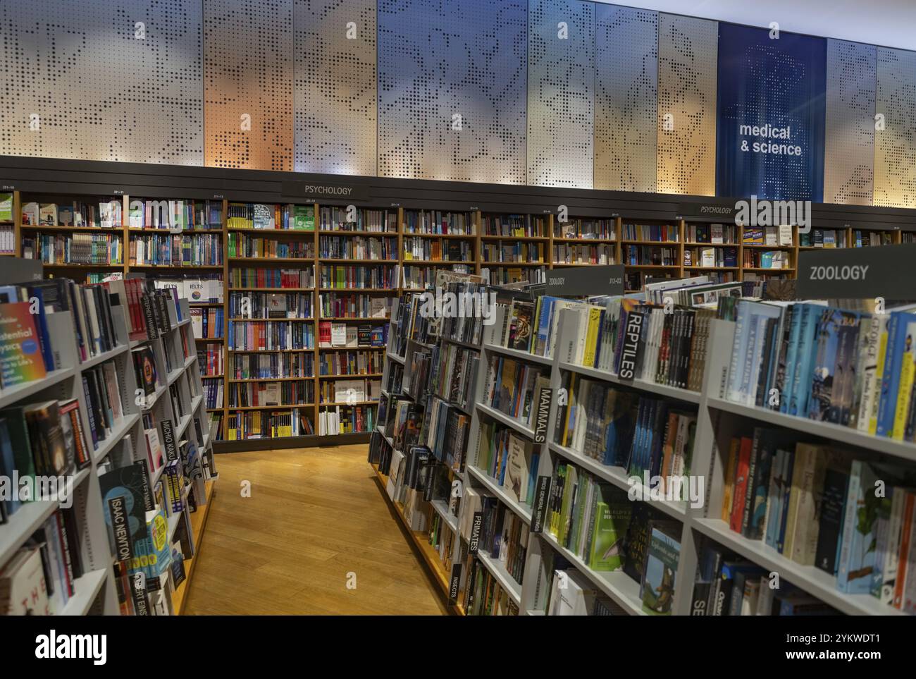 A picture of the science section at a large bookstore Stock Photo - Alamy