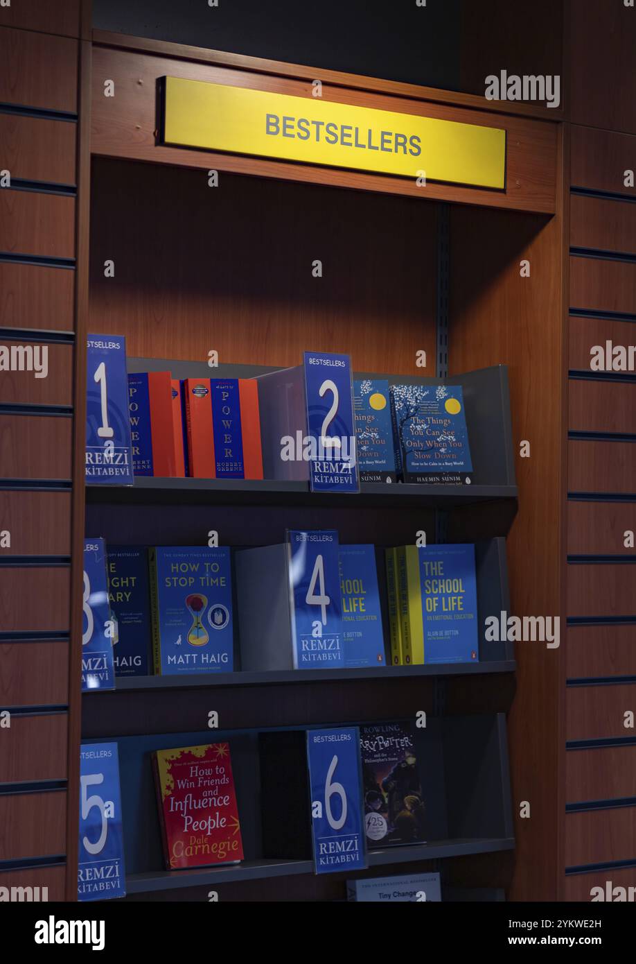 Bestseller store hi-res stock photography and images - Alamy