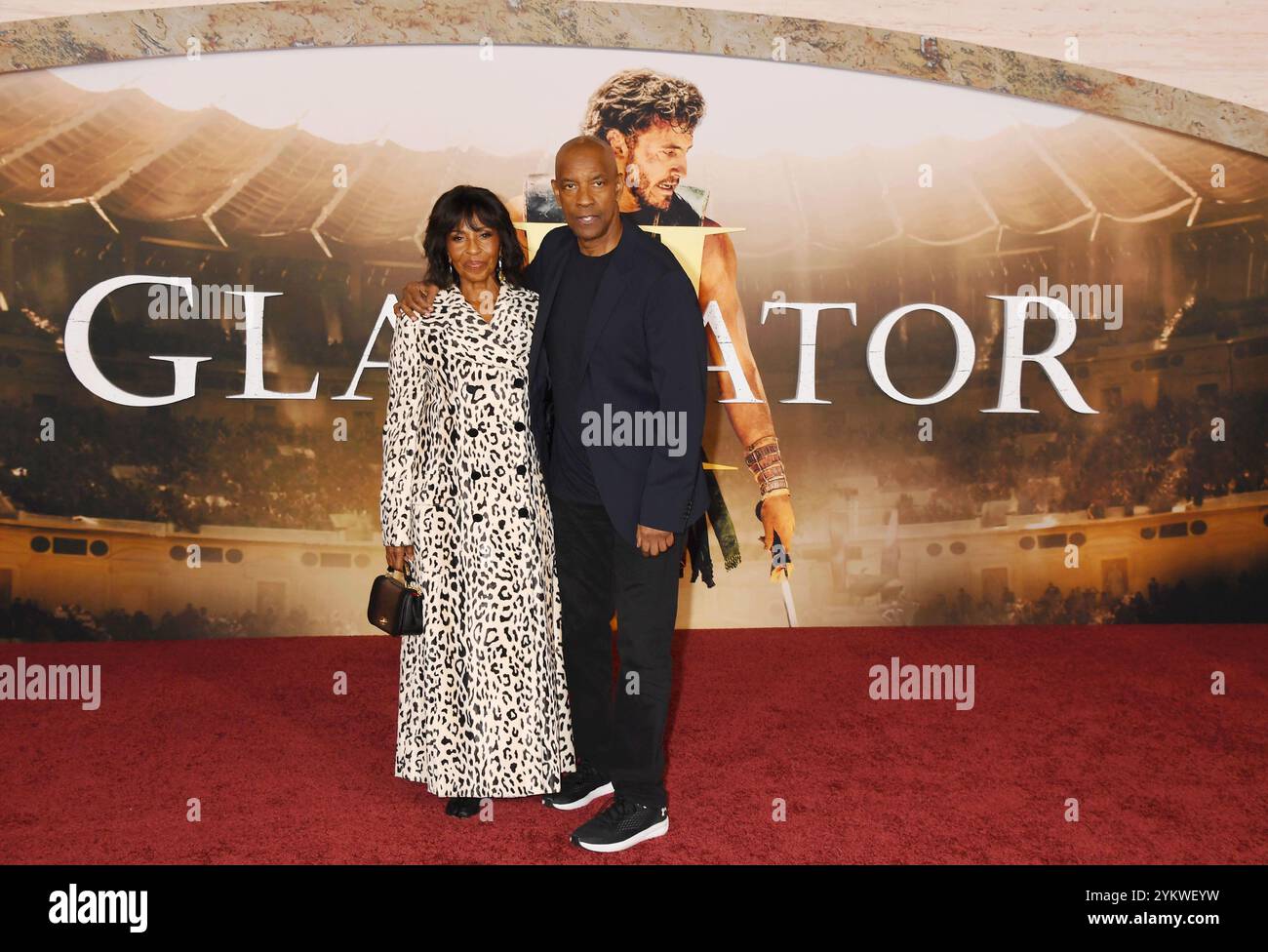 Hollywood, California, USA. 18th Nov, 2024. (L-R) Pauletta Washington ...