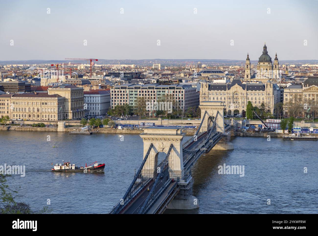 A picture of the St. Stephen's Basilica and the Szechenyi Chain Bridge ...