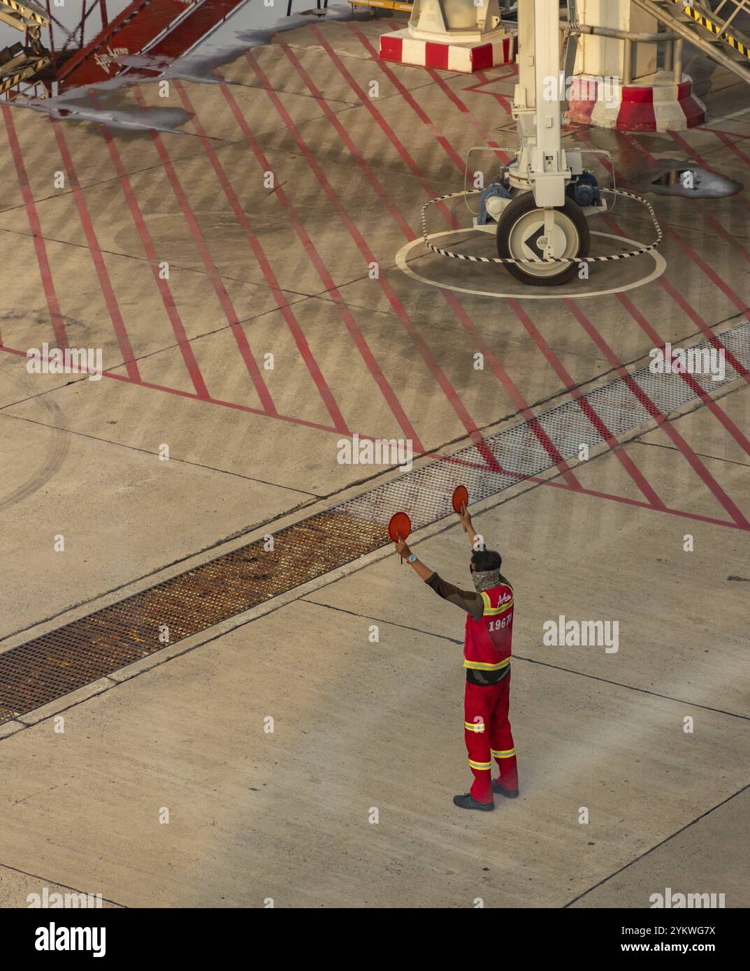 Aircraft marshaller hi-res stock photography and images - Alamy