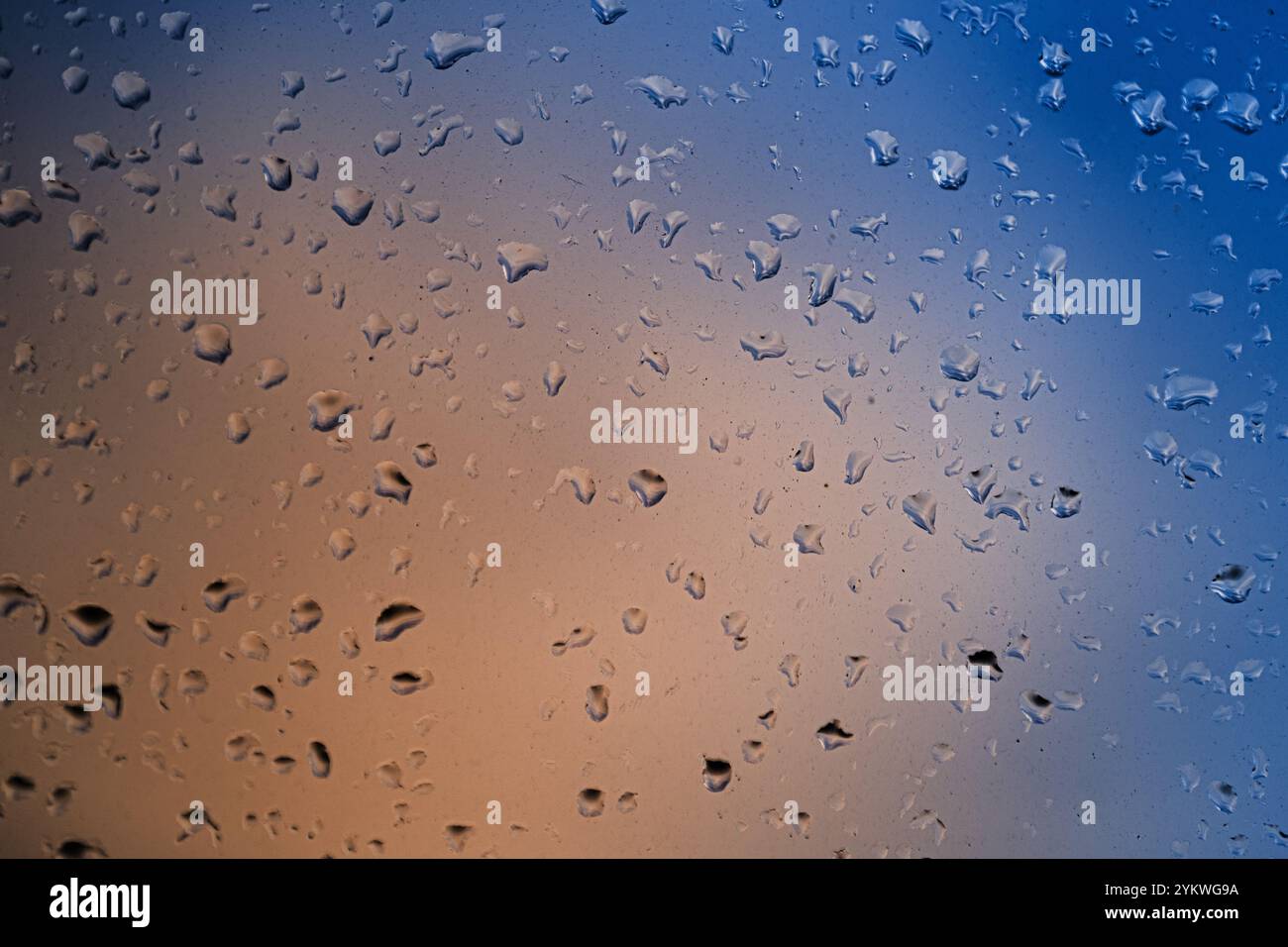 Rain on window sunset hi-res stock photography and images - Alamy