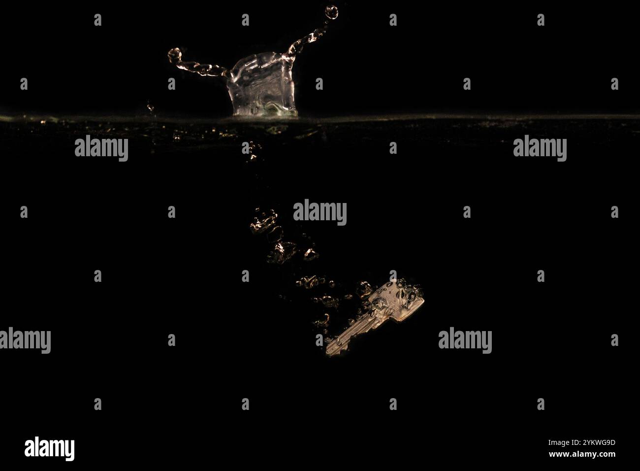 Splash white liquid droplets hi-res stock photography and images - Alamy