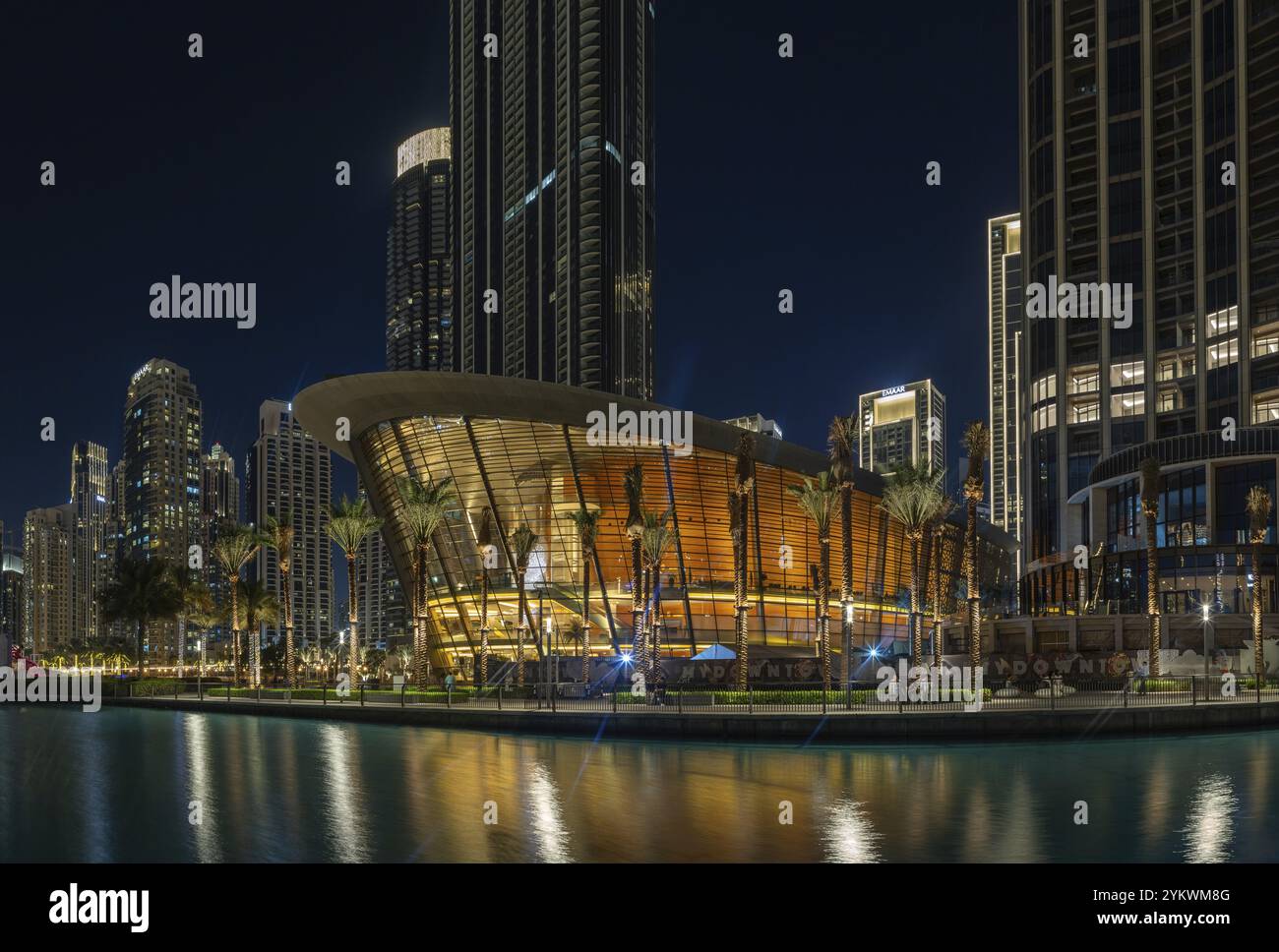 Dubai opera house night hi-res stock photography and images - Alamy