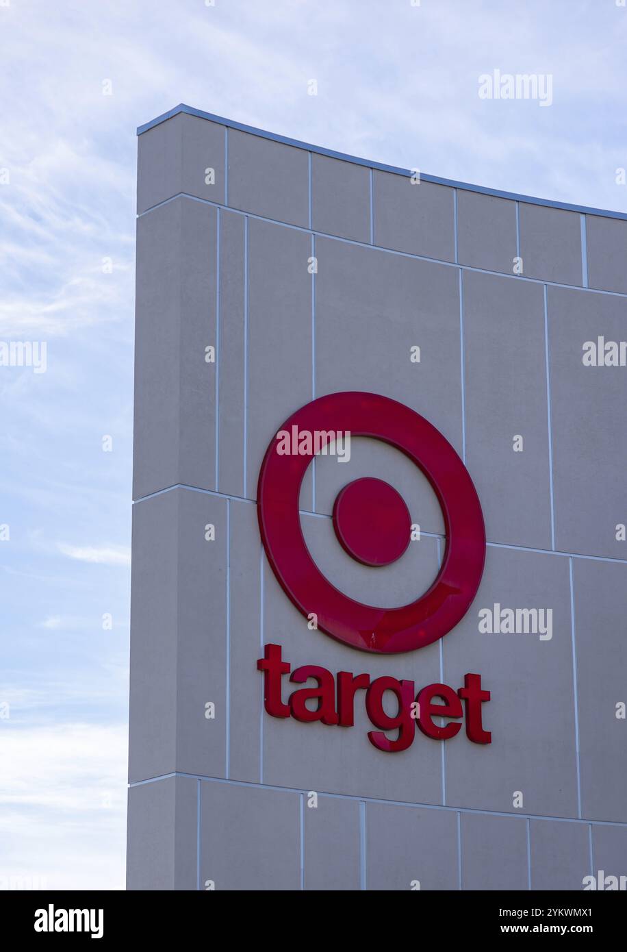 American retail chain hi-res stock photography and images - Alamy