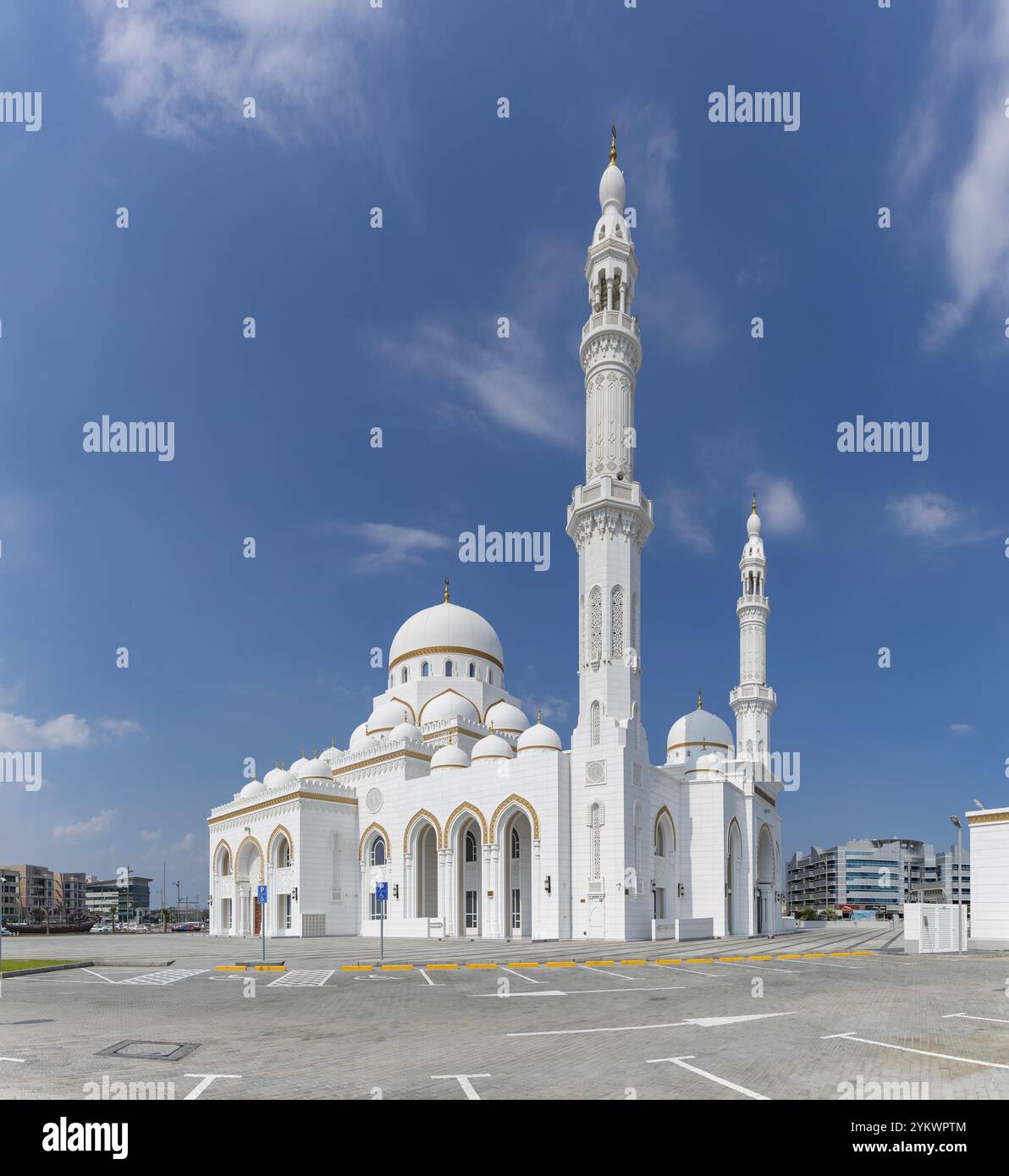 A picture of the Sheikh Rashid Bin Mohammed Mosque Stock Photo - Alamy