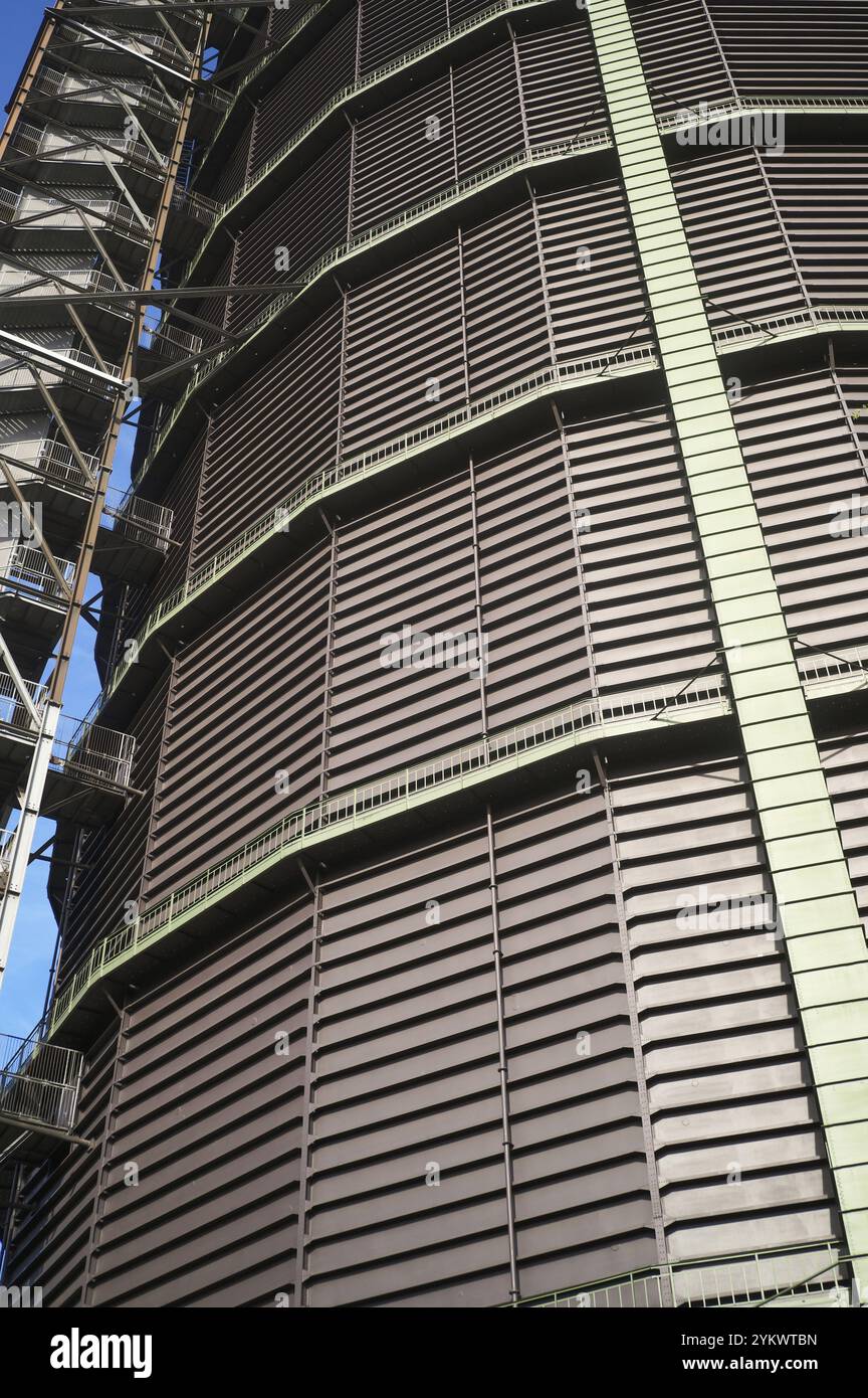 Gasometer detail hi-res stock photography and images - Alamy
