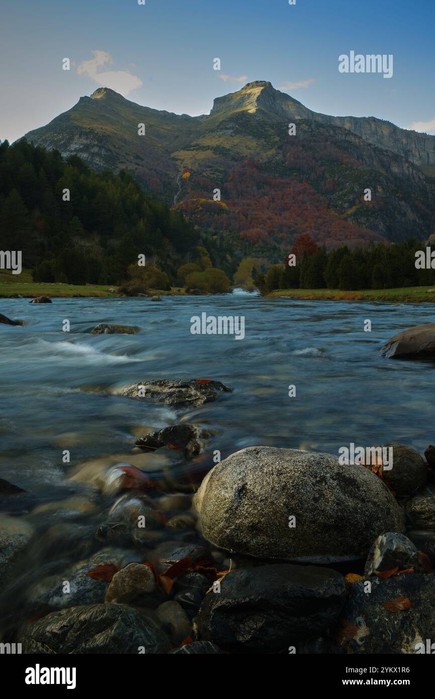 Exposure difference hi-res stock photography and images - Alamy