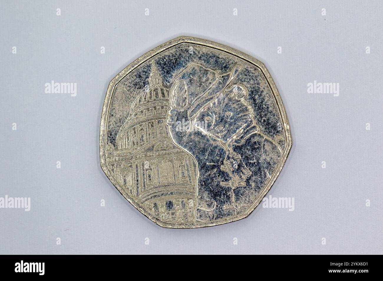 50 pence icon hi-res stock photography and images - Alamy