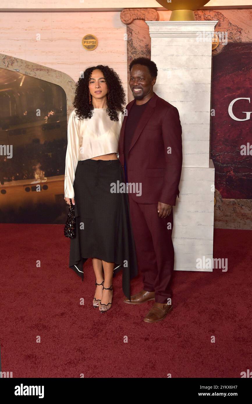Aurora Perrineau mit Ehemann Harold Perrineau bei der Premiere des ...