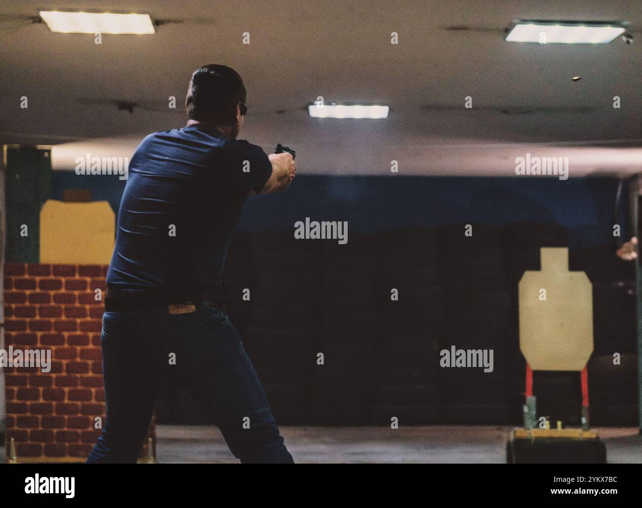 Shooting guardrails hi-res stock photography and images - Alamy