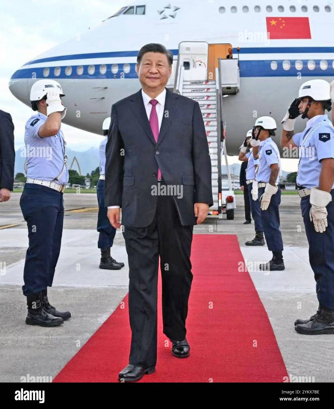 XI JINPING, Chinese leader , arrives in Rio de Janeiro on 17 November ...