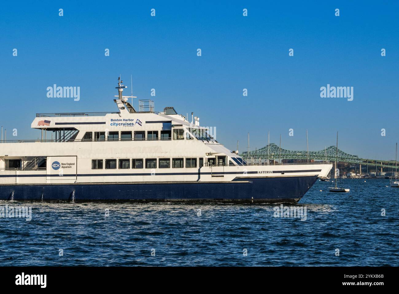 Boston harbour ships hi-res stock photography and images - Alamy