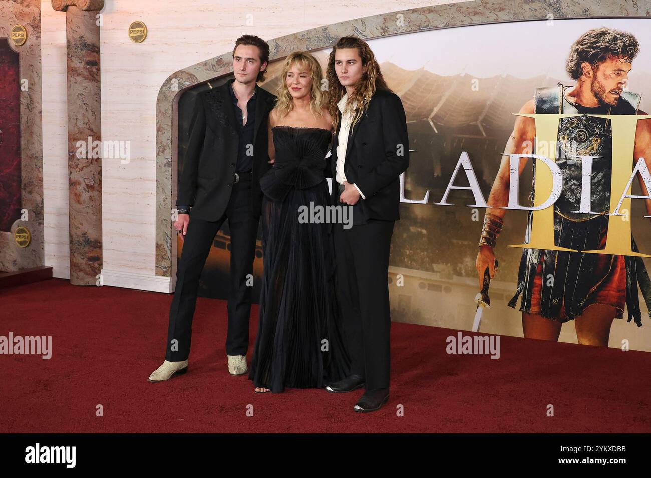 Layne Ulrich, Connie Nielsen und Kai Smith bei der Premiere des ...