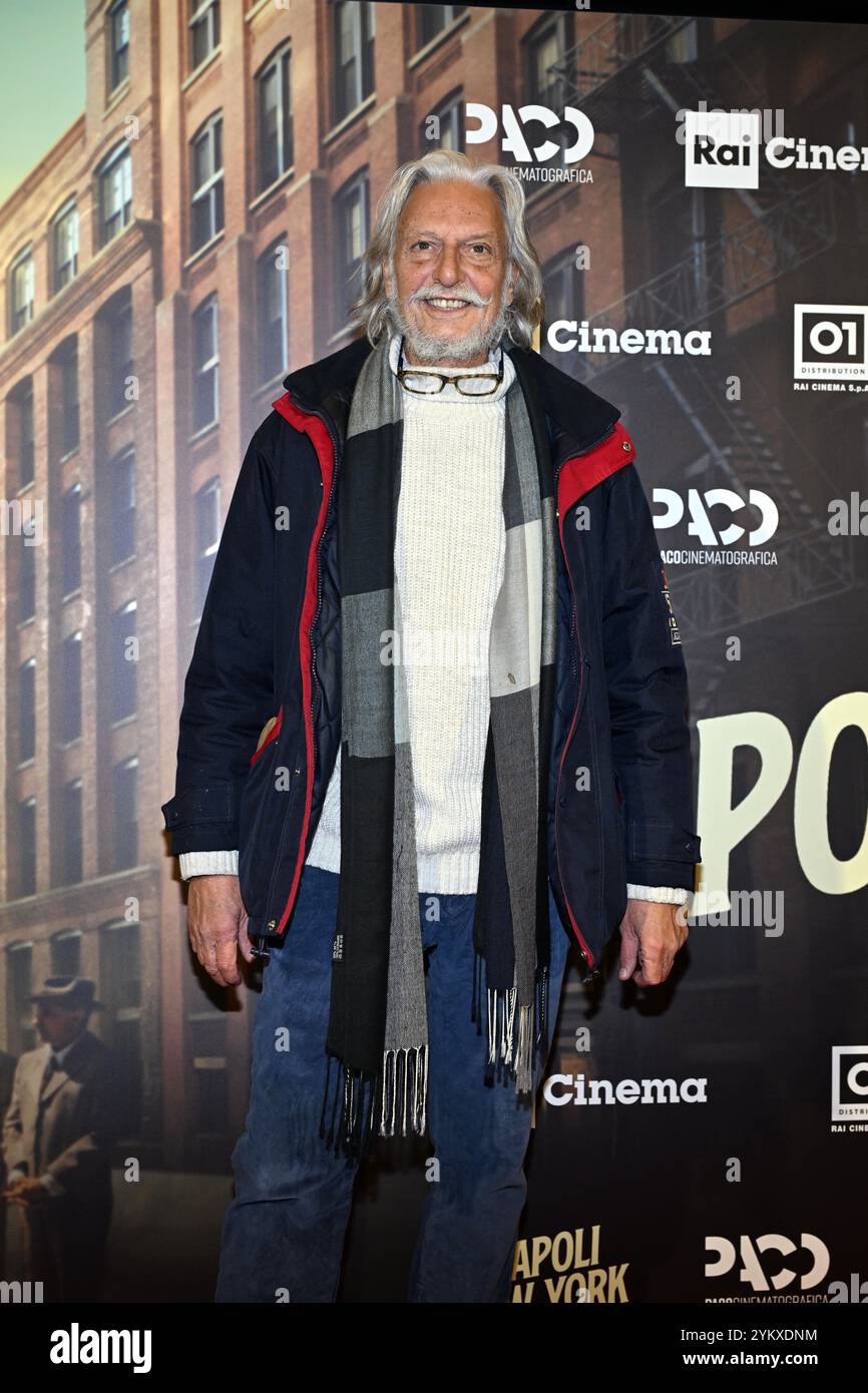 Gabriele salvatores gigio alberti hi-res stock photography and images ...