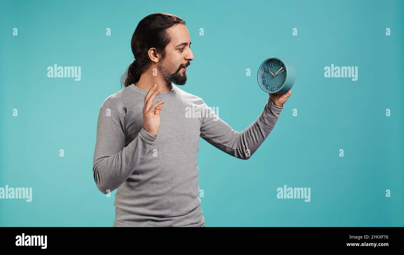 Timekeeping schedule punctuality work hi-res stock photography and ...