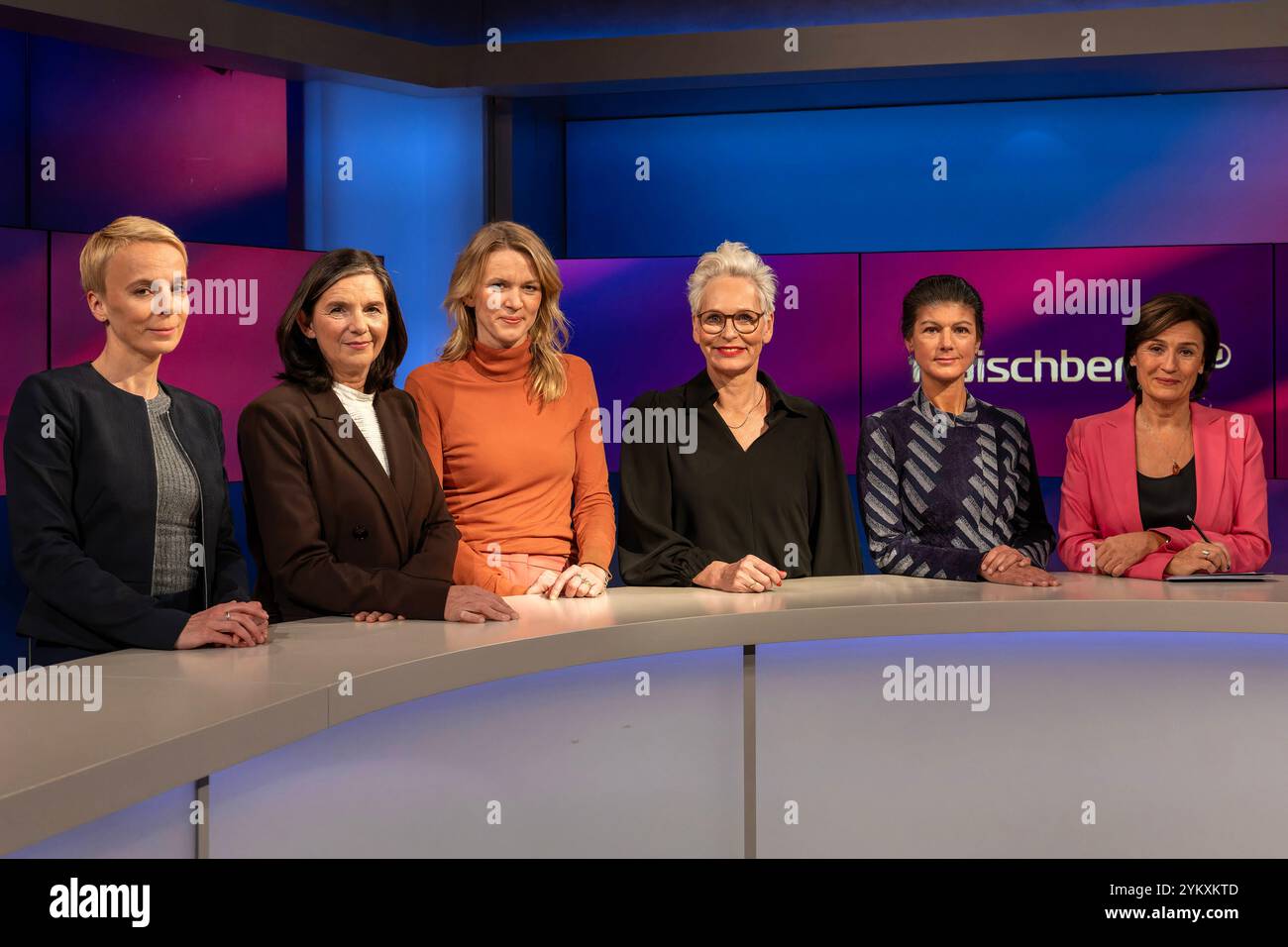 Maischberger aus Köln am 19. November 2924. Von links nach rechts: Die ...