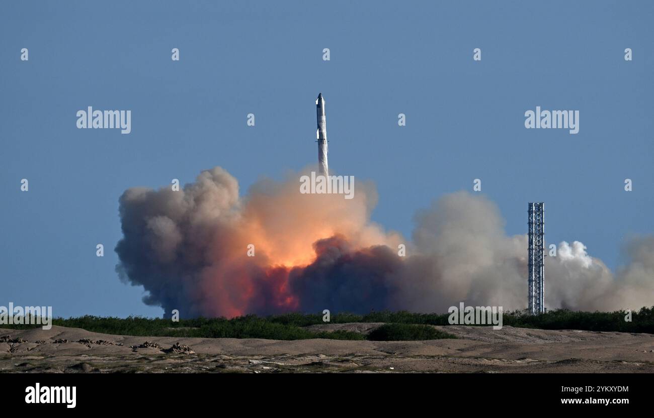 The SpaceX Starship rocket launches on its sixth flight test from ...