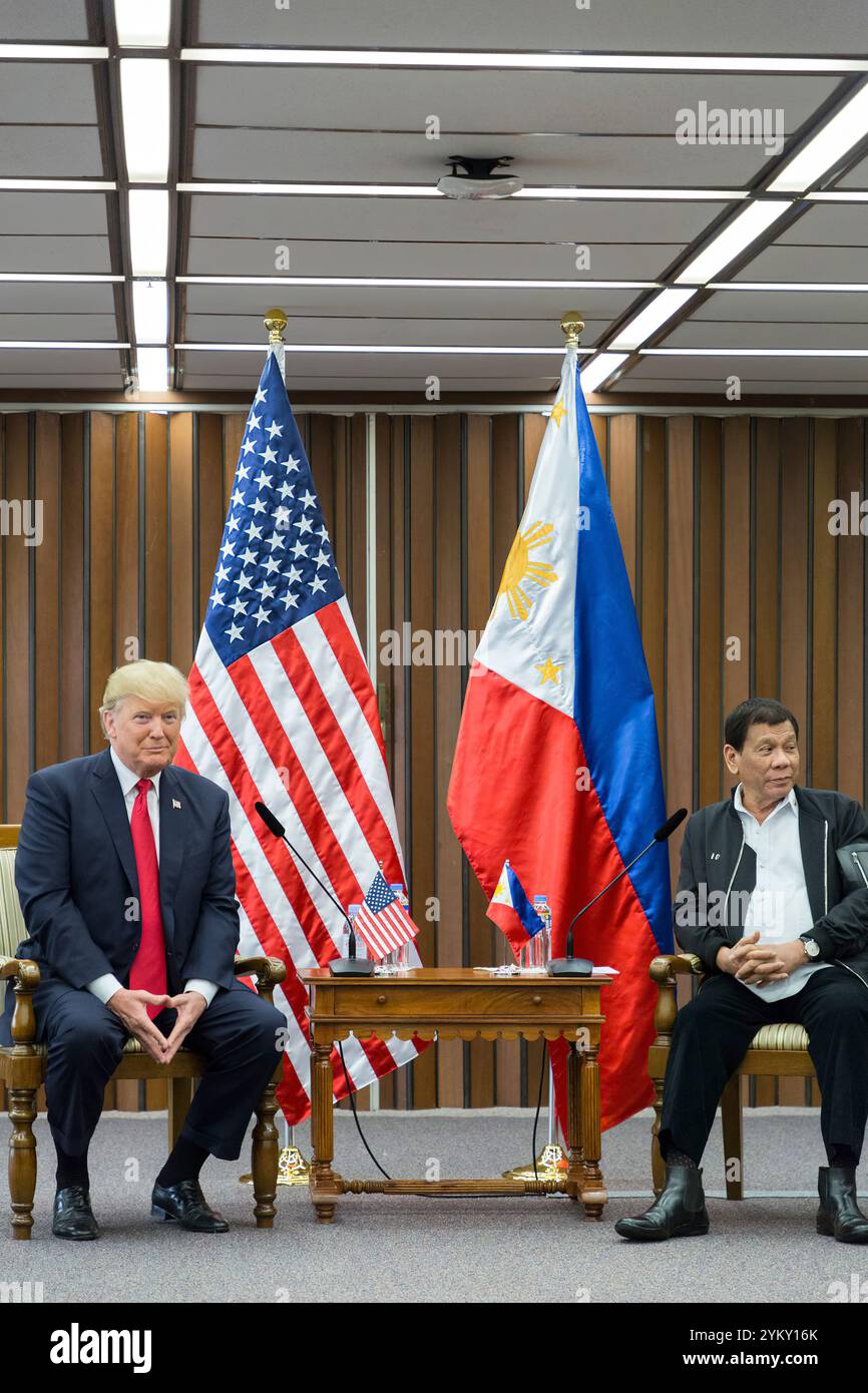 Official White House photographs from the Trump Administration. Donald ...