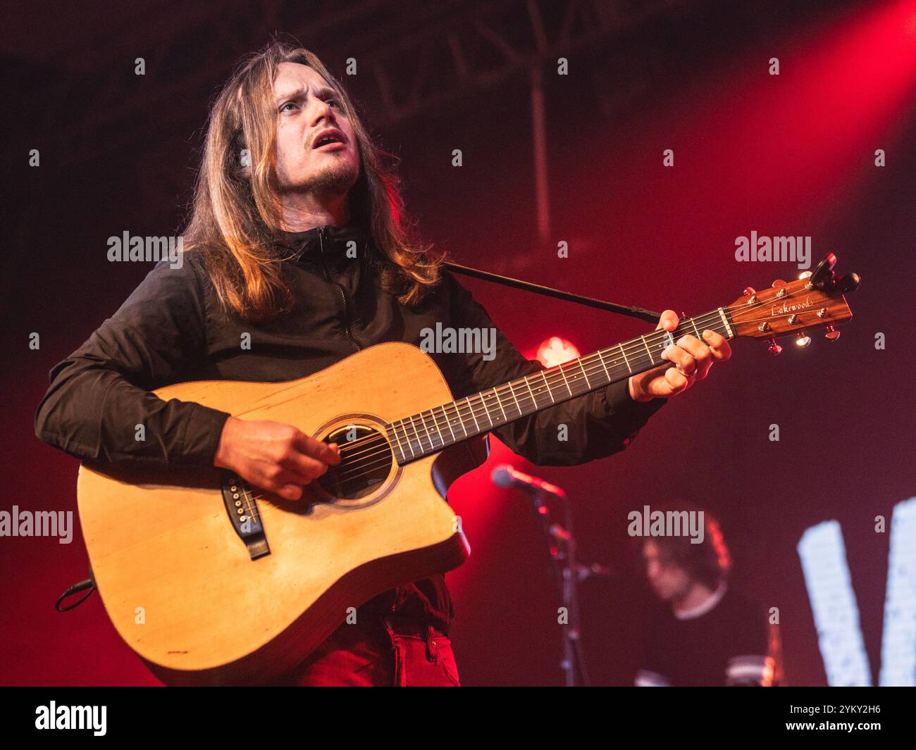 Keele, UK. 19th Nov 2024. Jamie Webster and his band play the Keele ...
