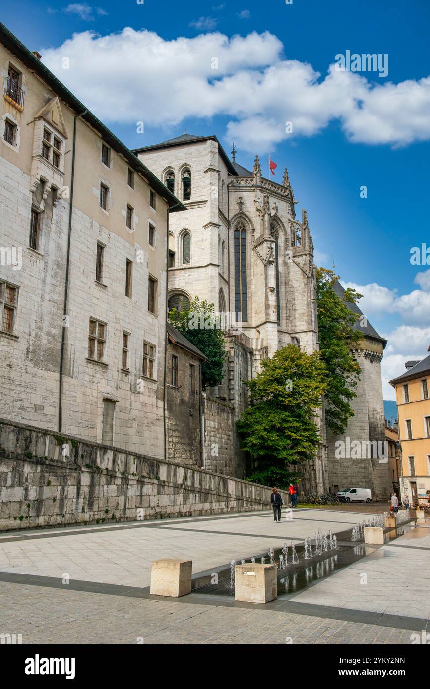 Saint-Chapelle and Chateau des Ducs de Savoie or Castle of Chambery ...