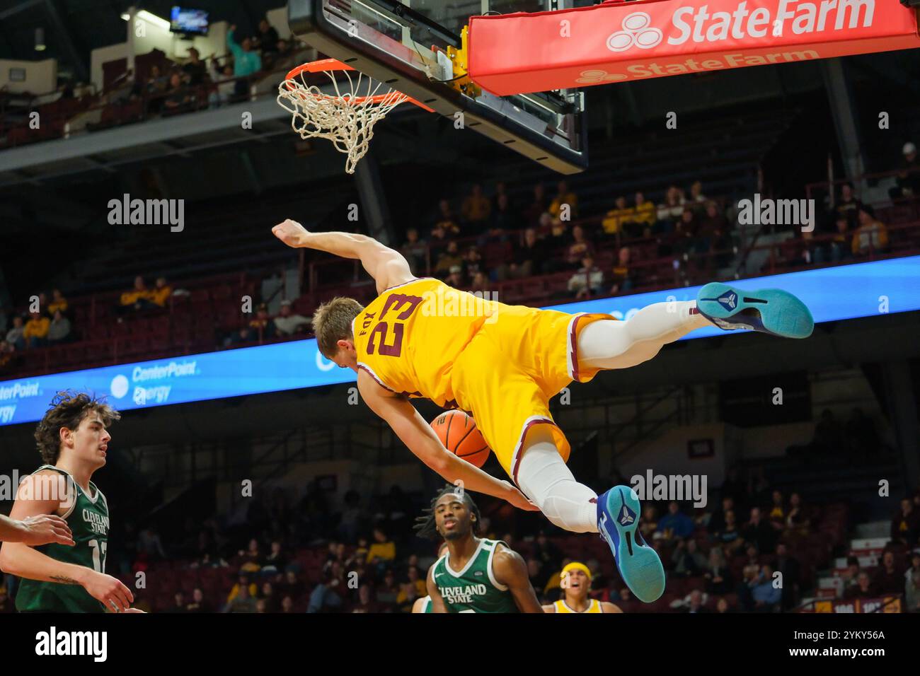 Minneapolis, Minnesota, USA. 19th Nov, 2024. Minnesota Golden Gophers ...