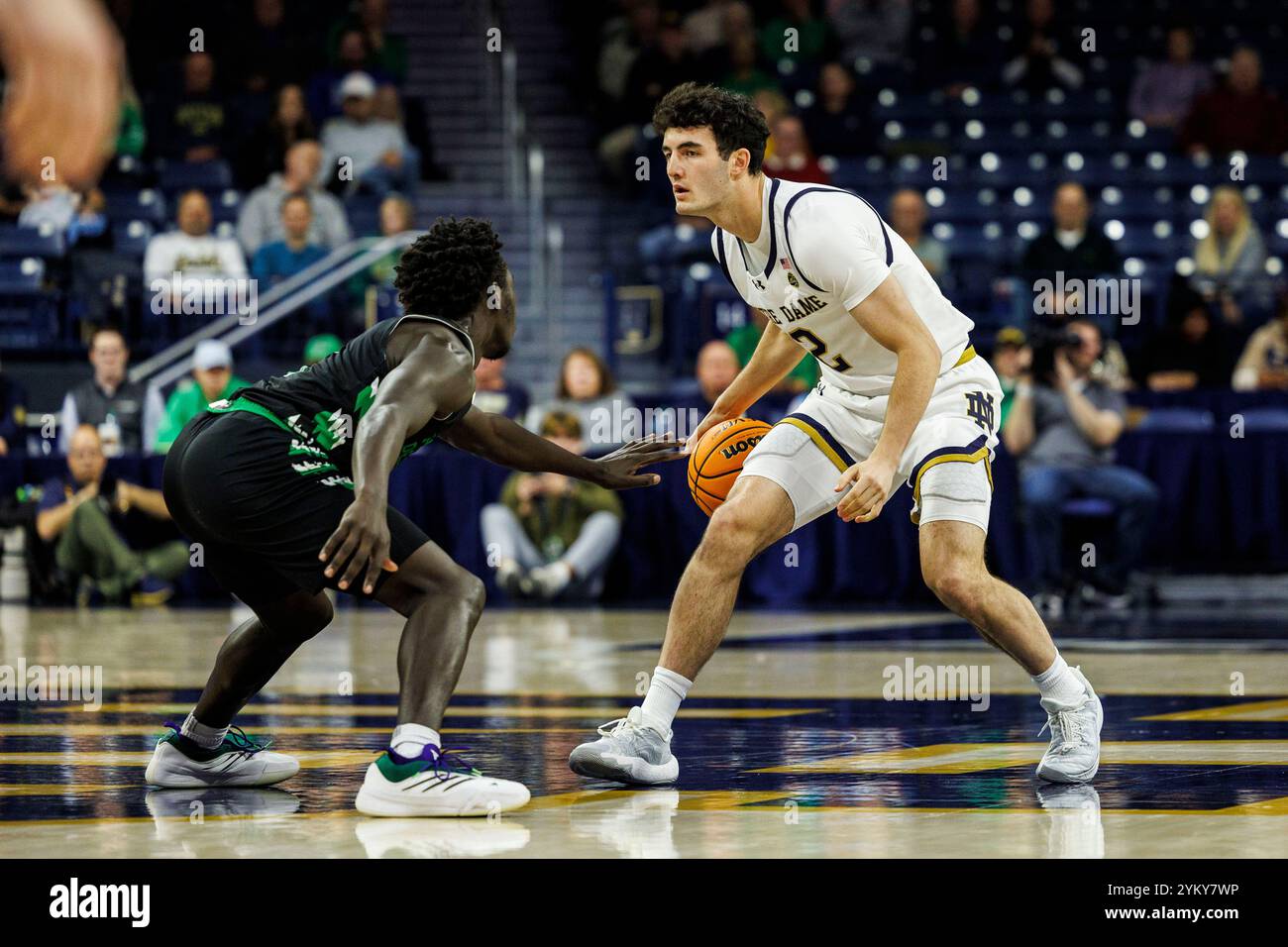 South Bend, Indiana, USA. 19th Nov, 2024. Notre Dame guard Logan Imes ...