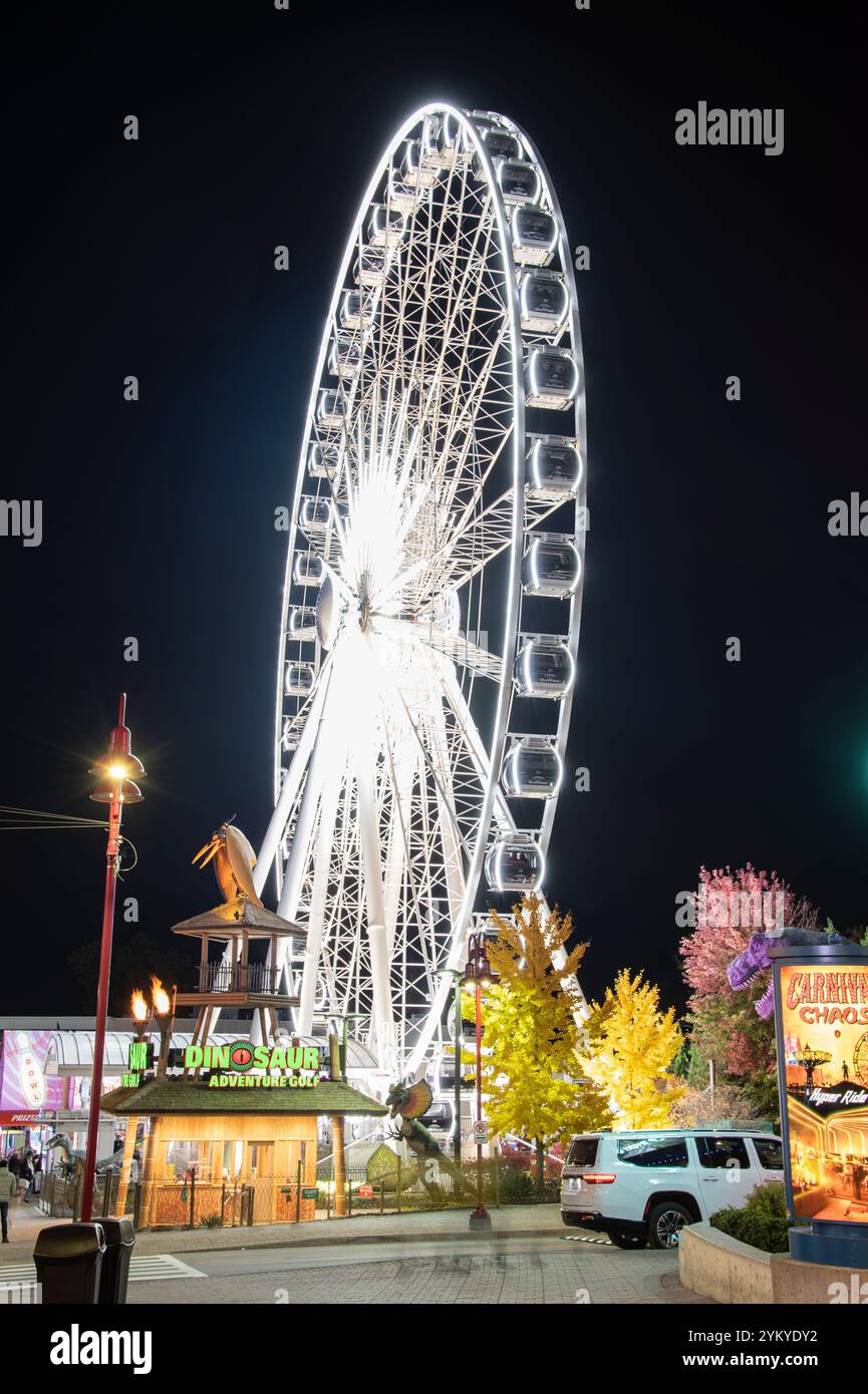 Sky Wheel at night on Clifton Hill in Niagara Falls, Ontario, Canada ...