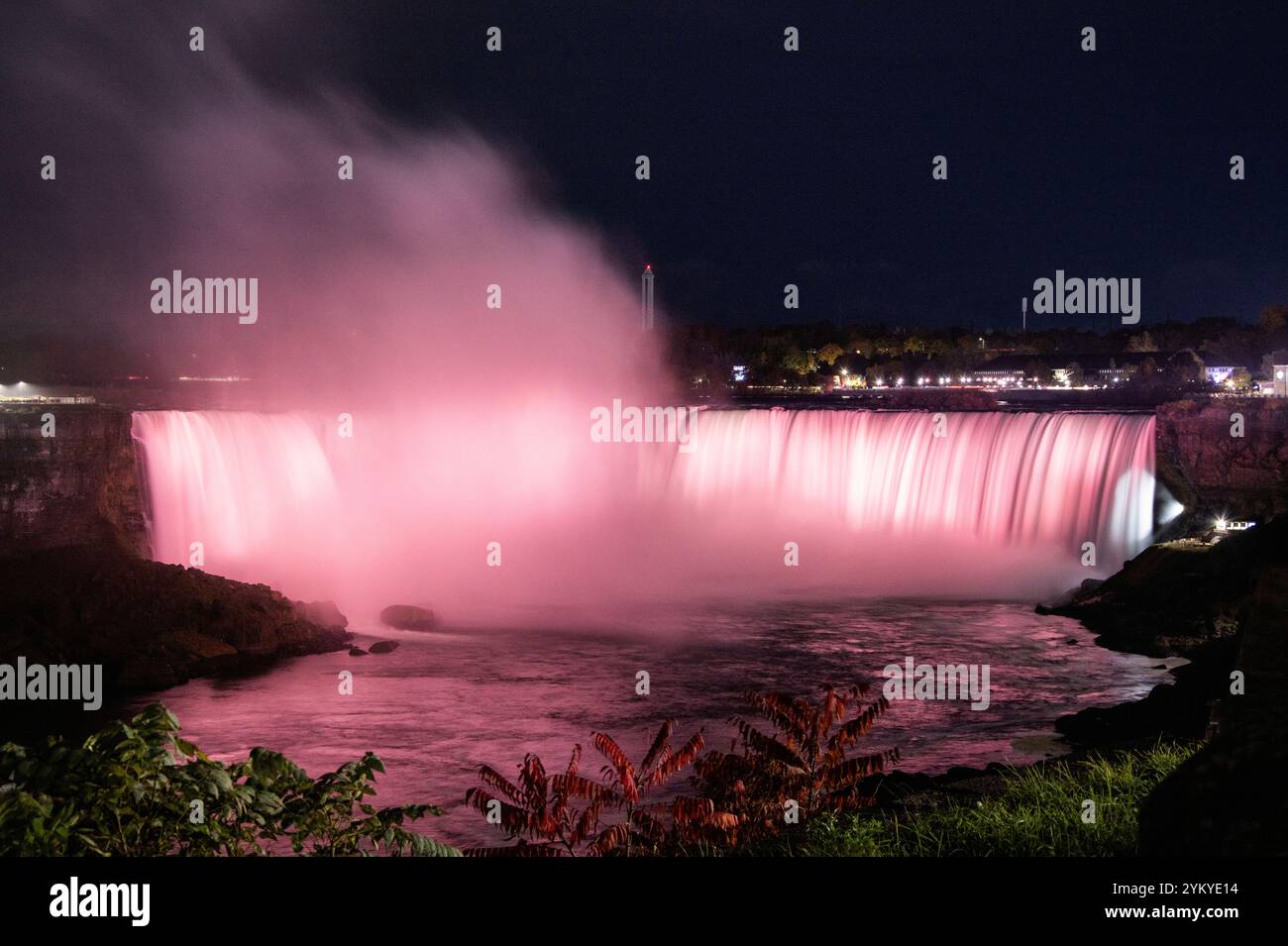 Niagara Falls illuminated at night in Ontario, Canada Stock Photo - Alamy