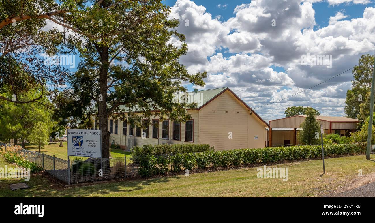 School building australia rural hi-res stock photography and images - Alamy
