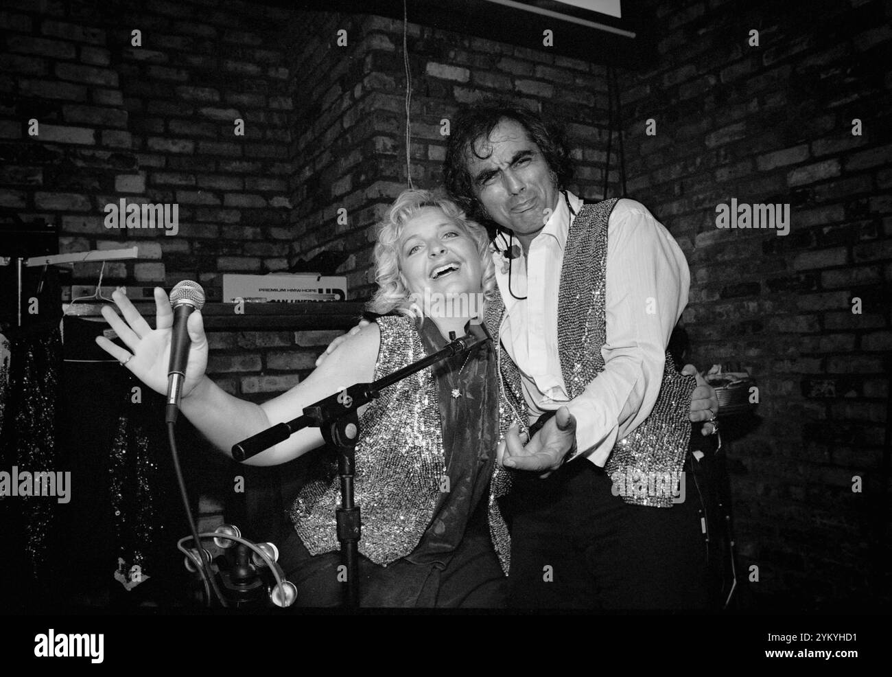 Neil diamond Black and White Stock Photos & Images - Alamy